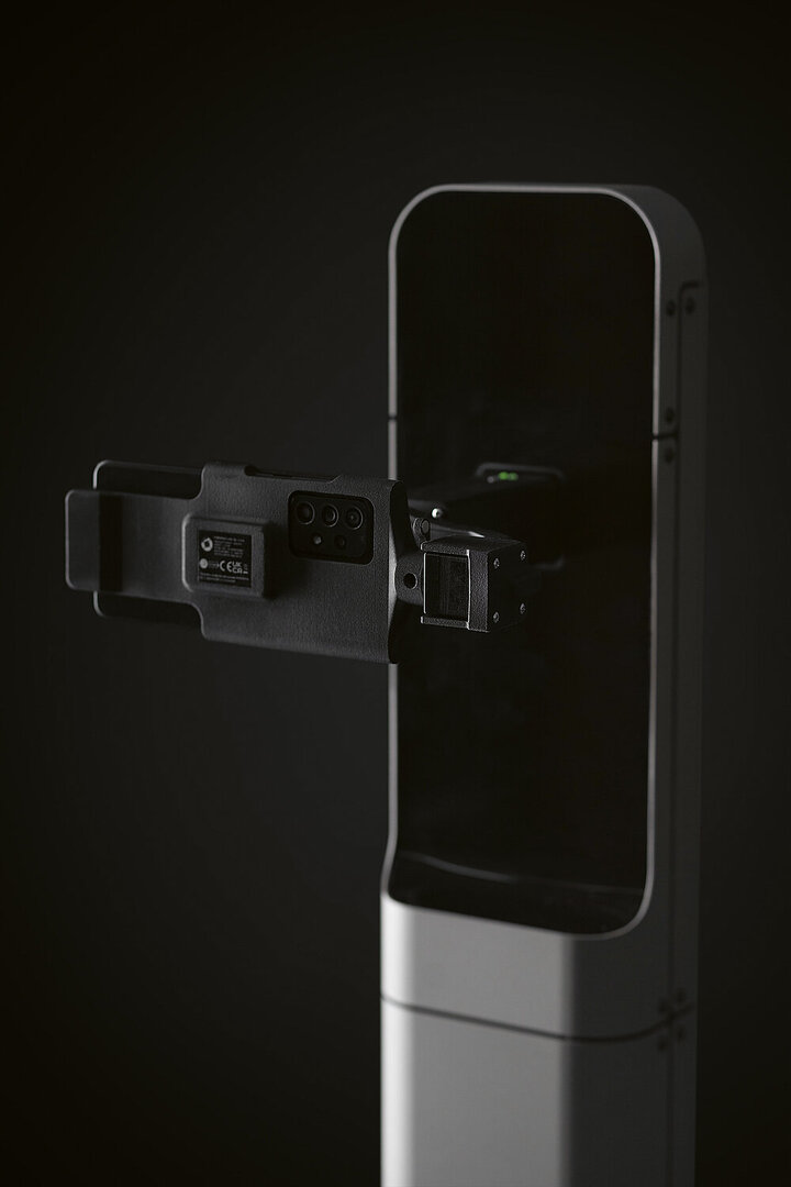 Red Dot Design Award: CS Track