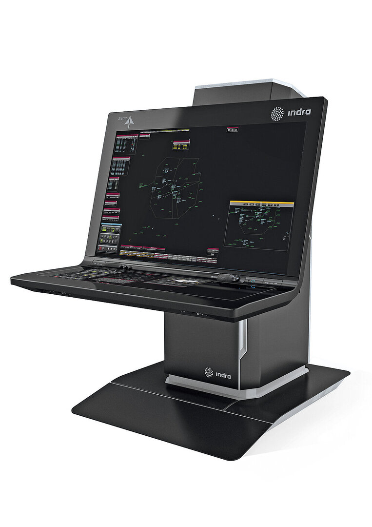 Red Dot Design Award: Indra controller working position