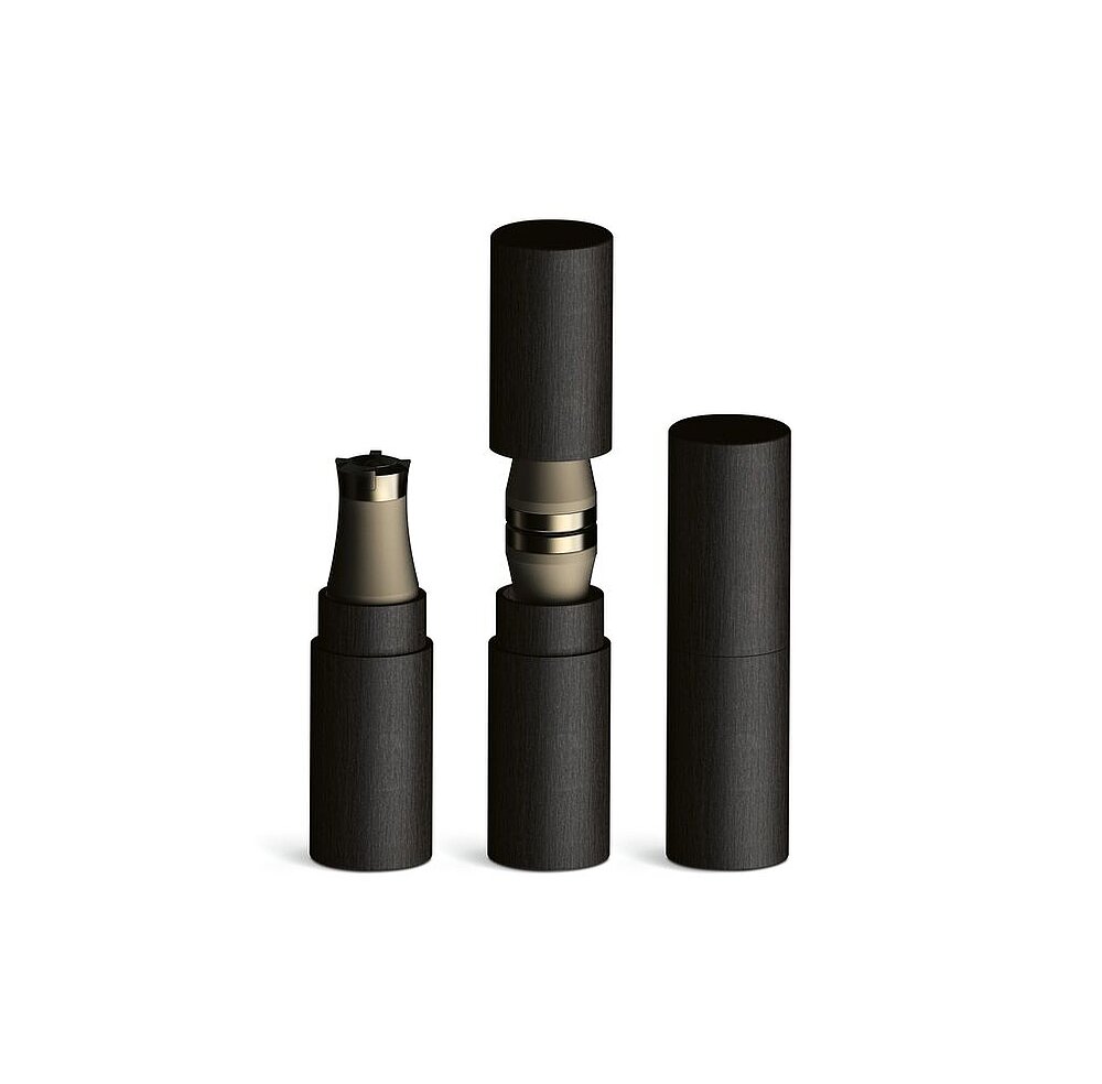 Red Dot Design Award: Crownes Chess – Compact, portable nesting chess set