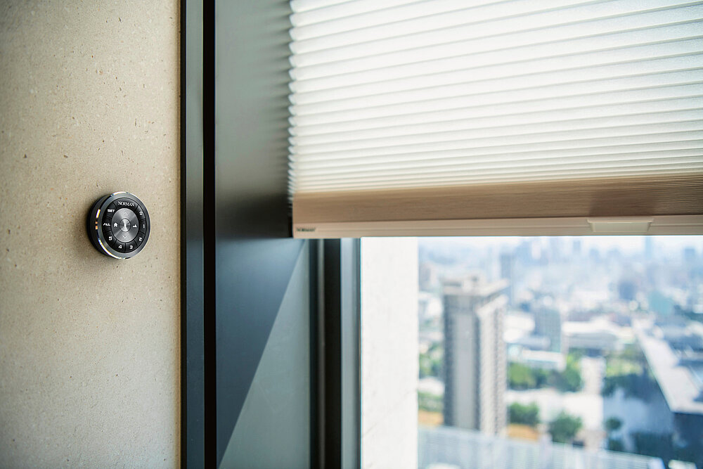 Red Dot Design Award: NM – Motorized Cellular Shade