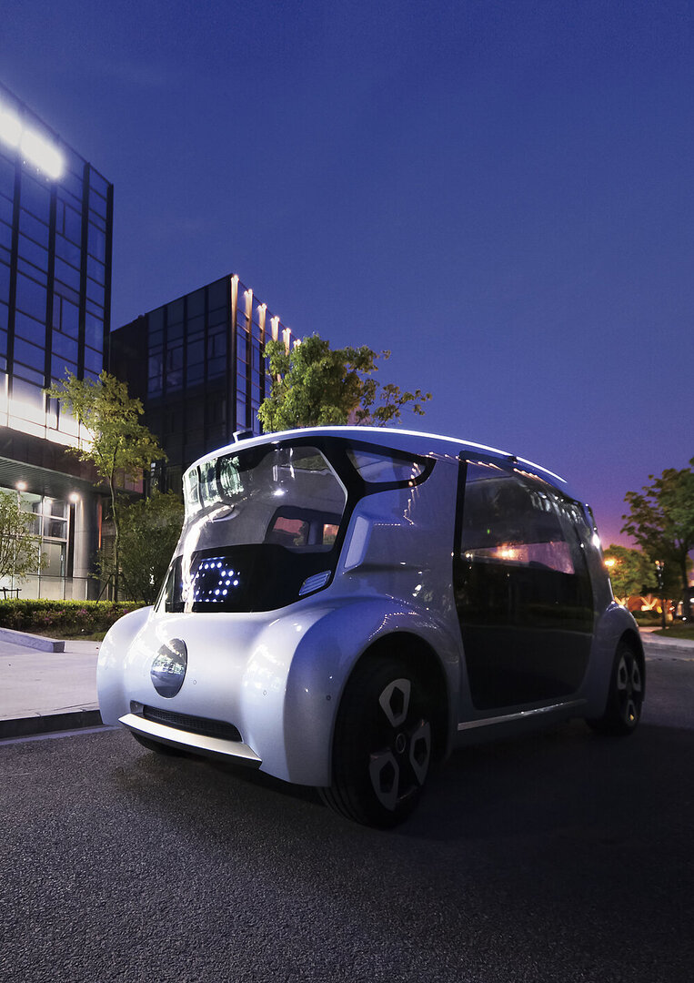 Red Dot Design Award: MC² self driving car