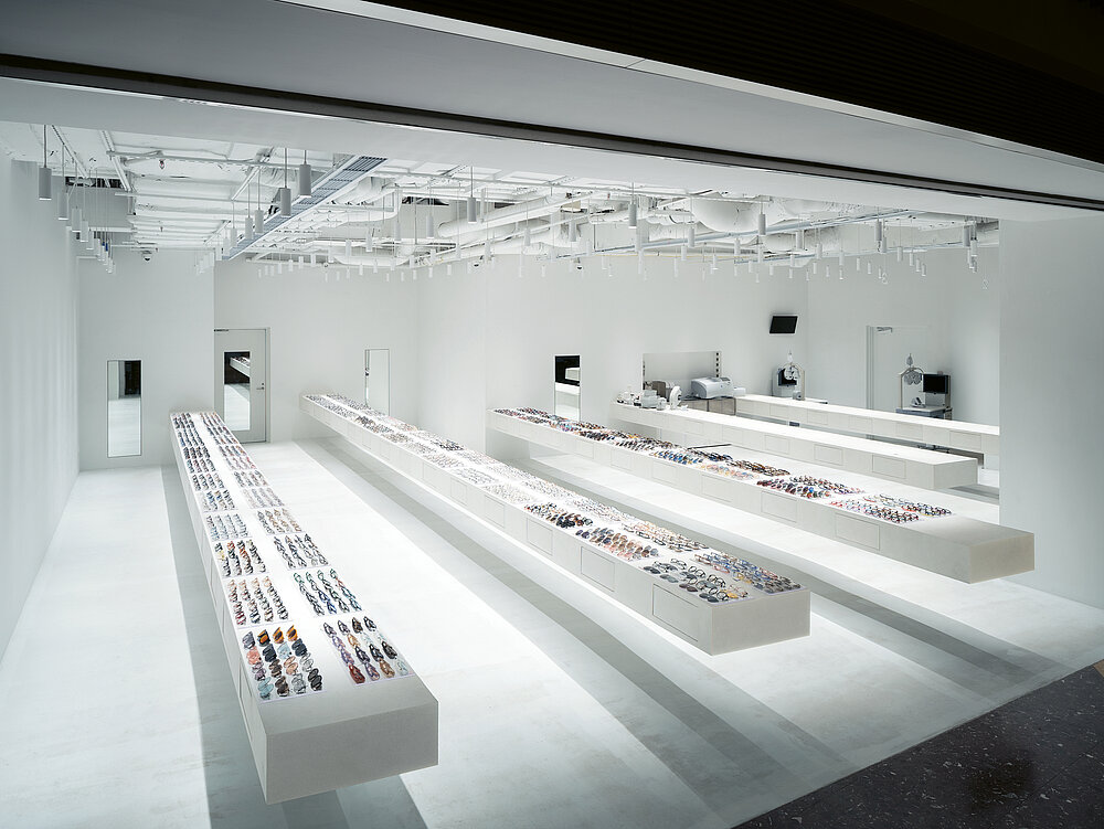 Red Dot Design Award: JINS SWFC Shop