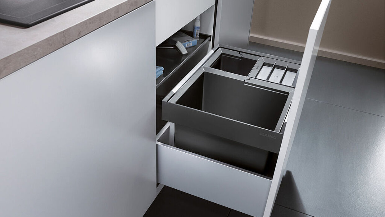 Red Dot Design Award: BLANCO PLEON 6 Split