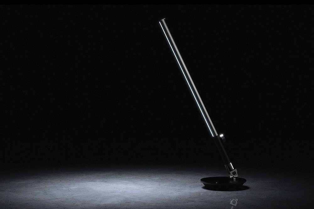 Red Dot Design Award: Handheld Light For Scene Changes