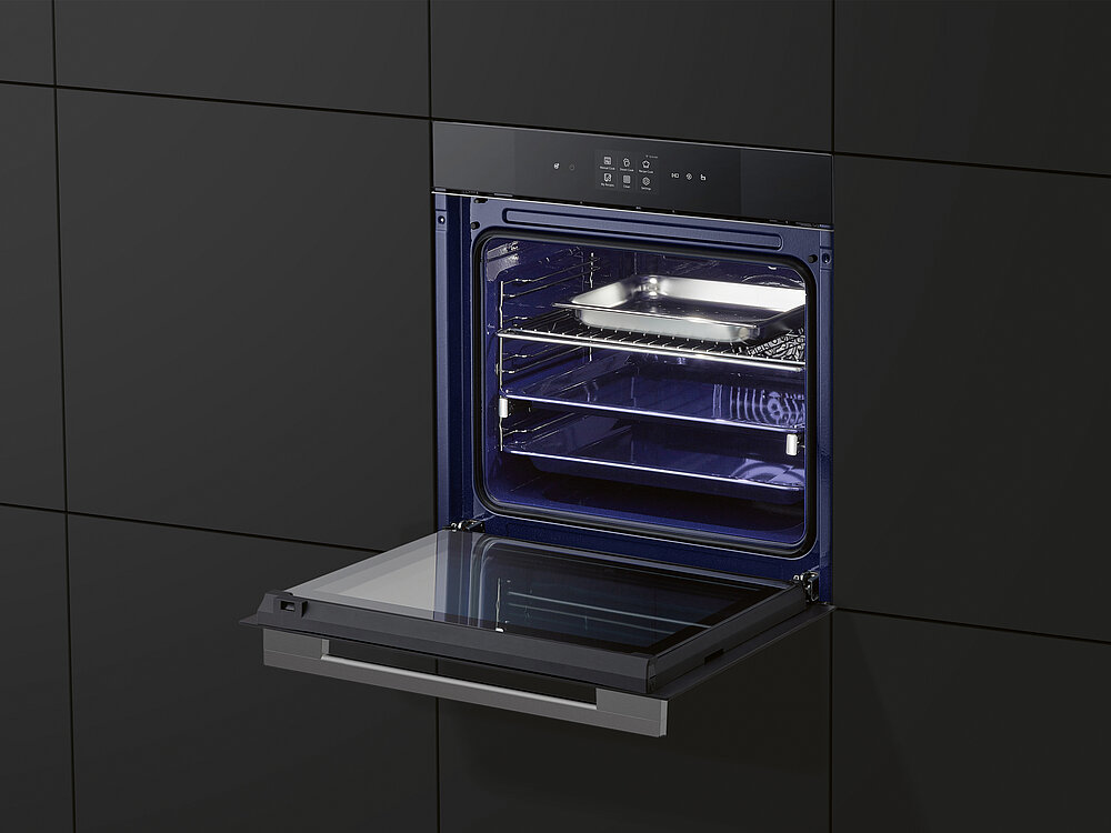 Red Dot Design Award: LG Built-in Steam Oven
