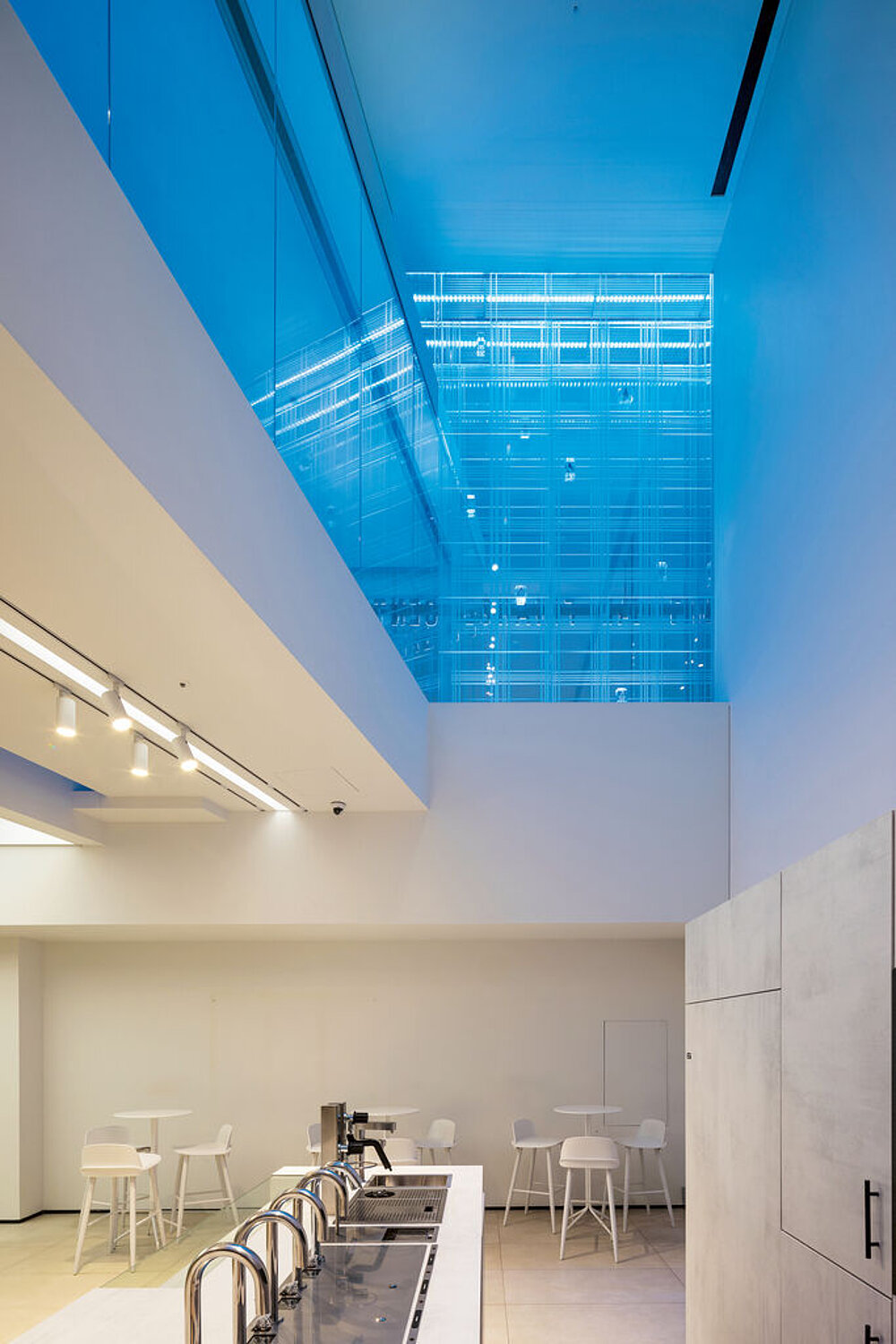 Red Dot Design Award: THE TUBE at IFC MALL Seoul, Korea