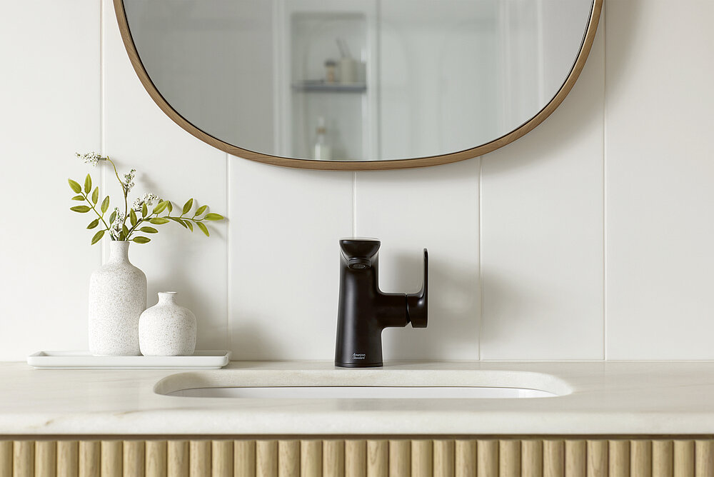 Red Dot Design Award: Aspirations™ Single-Handle Pull-Out Bathroom ...