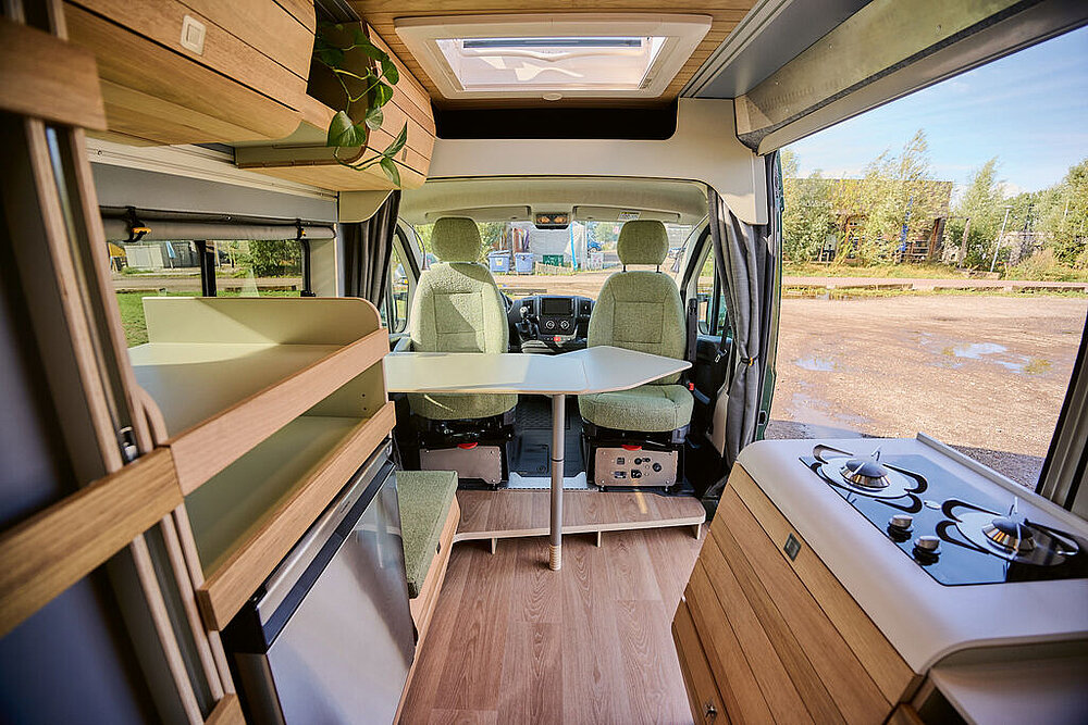 Red Dot Design Award: VAN-Jorn Modular Campervan Interior