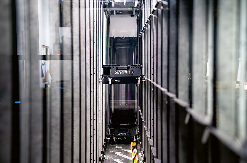 Red Dot Design Award: OPEX Sure Sort® X with OPEX Xtract™