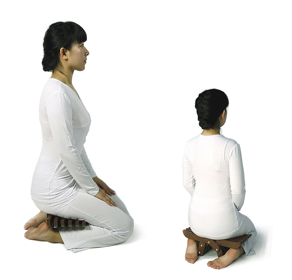 Red Dot Design Award: Kneeling Chairs