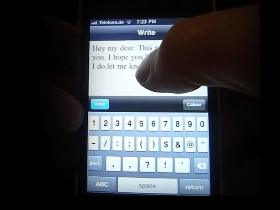 Red Dot Design Award: The Flower – Poetic Short Messaging System